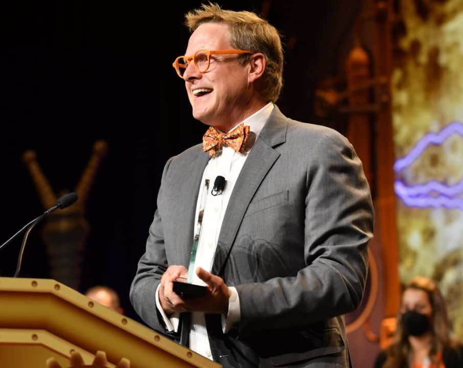 About Andrew Davis: Bestselling Author & Keynote Speaker